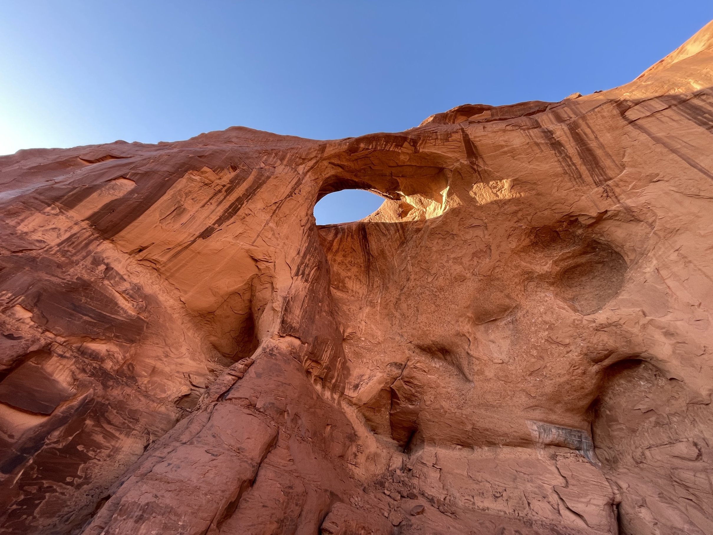 Jeep Tour and Navajo Dinner - Monument Valley